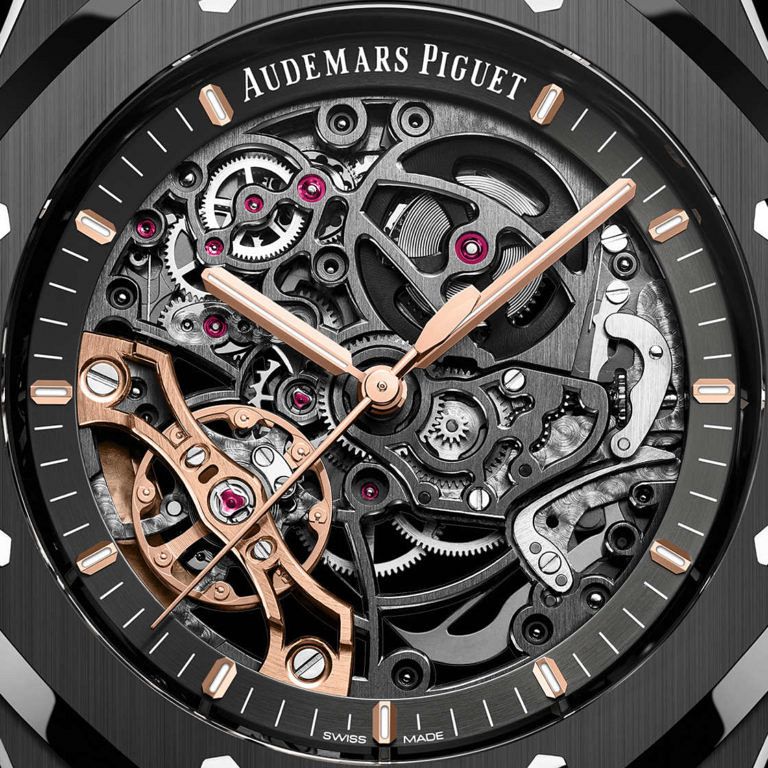INTRODUCING: The velvety black beauty of the Audemars Piguet Royal Oak ...