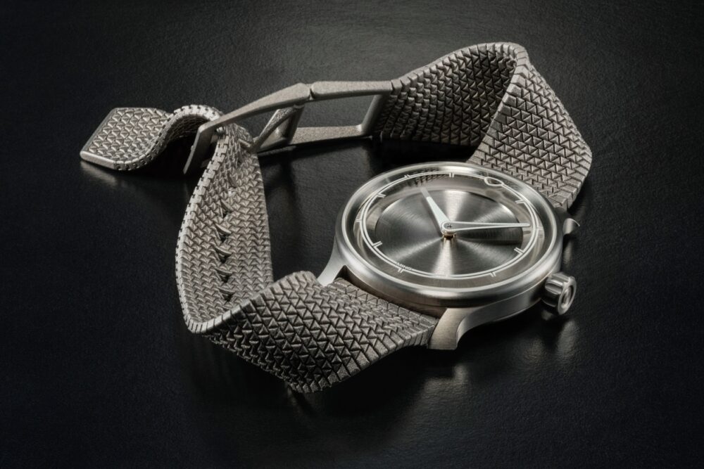 MING unveils world-first 3D-printed titanium bracelet-strap hybrid | NEWS